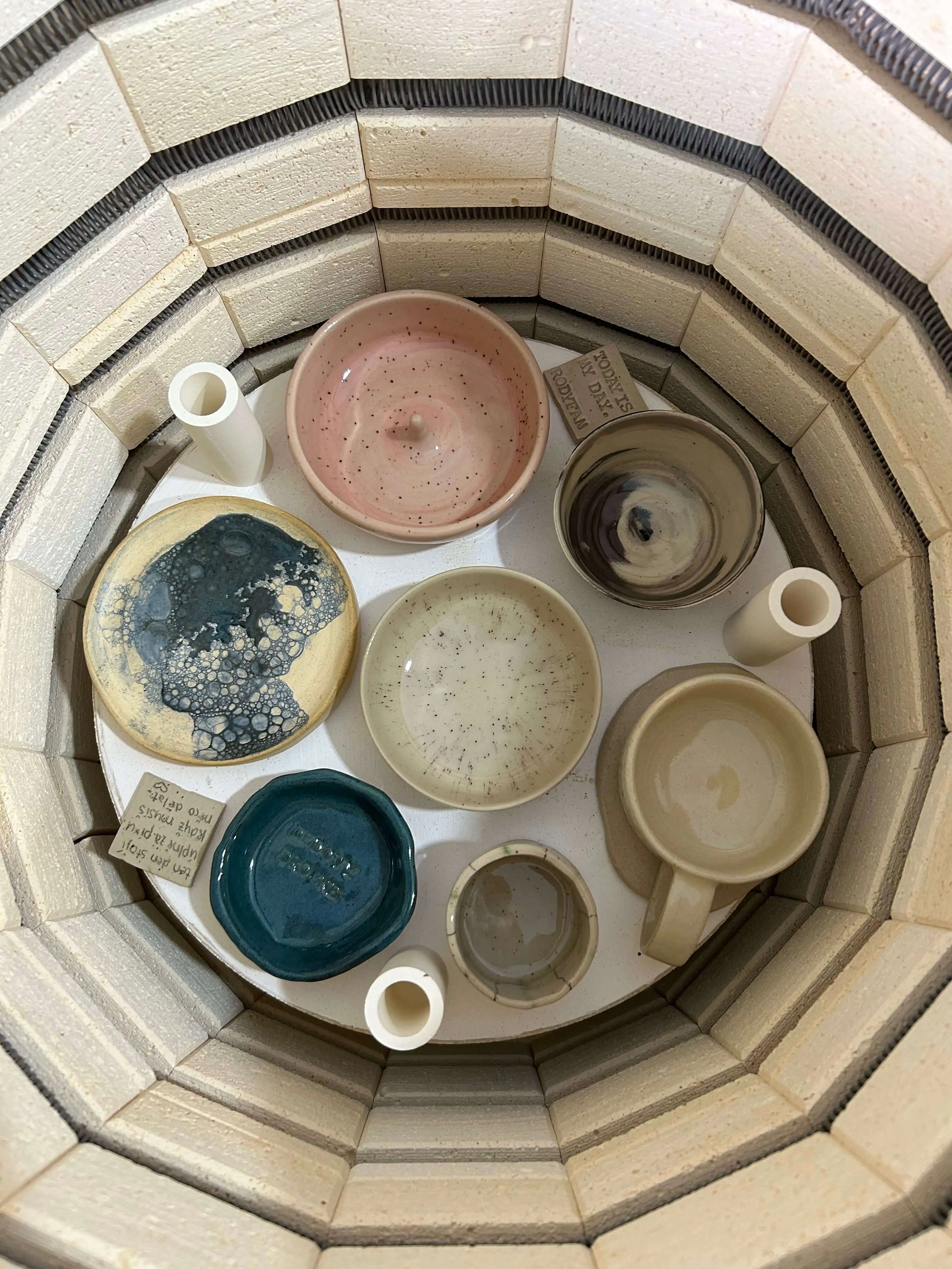 Studio Grohova | Sdílená keramická dílna Brno | Keramika Brno